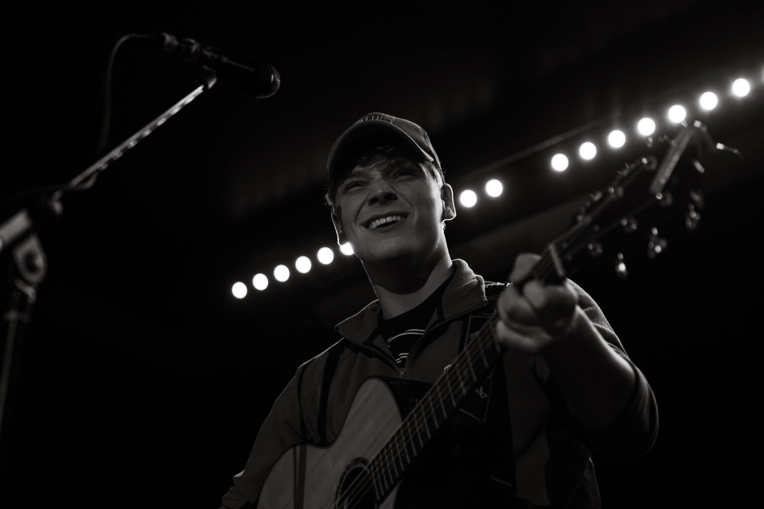 Ben Walker Live at Leeds Oporto: A Star in the Making