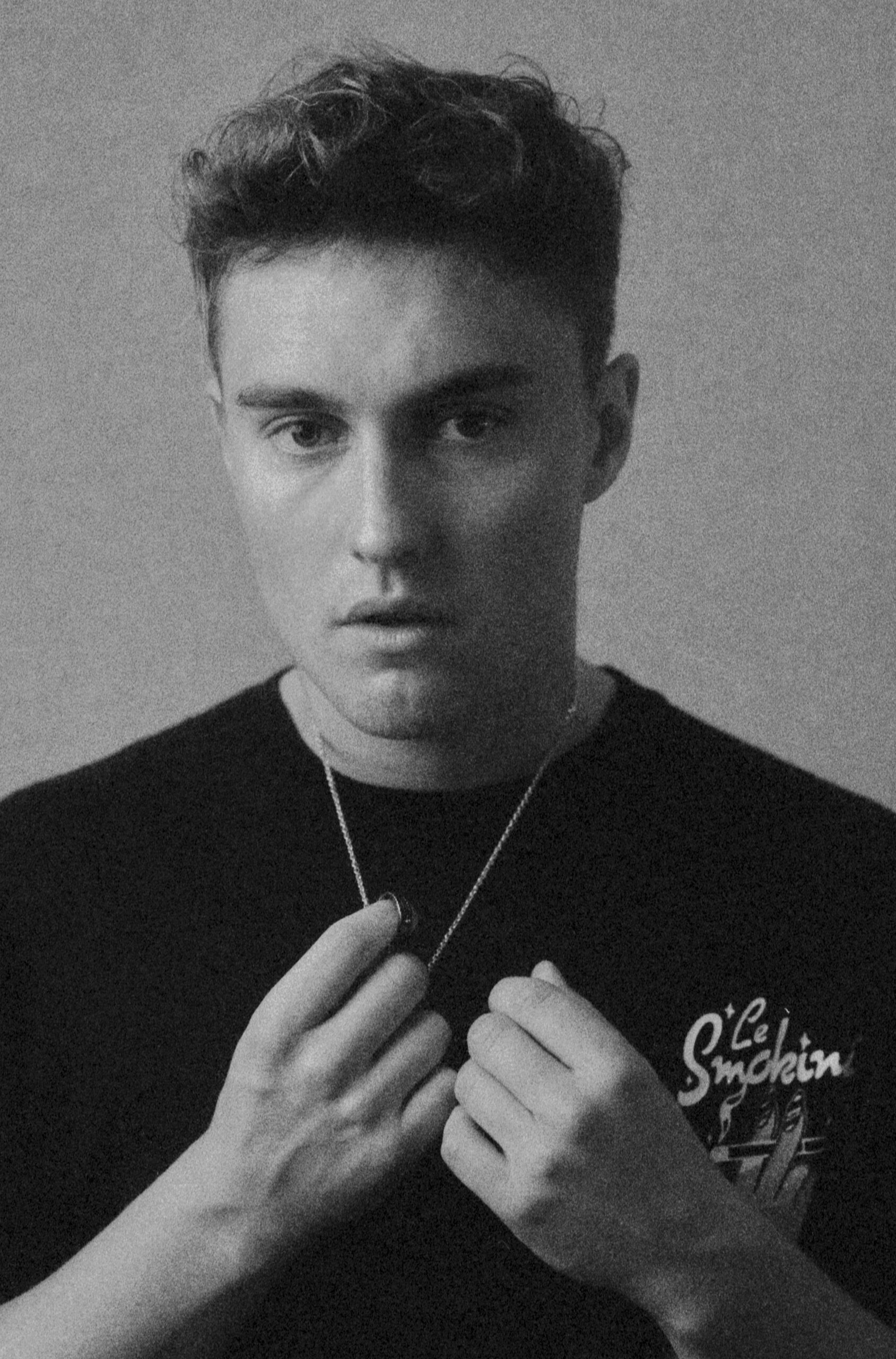 Sam Fender’s People Watching: A Bold Heartfelt Triumph