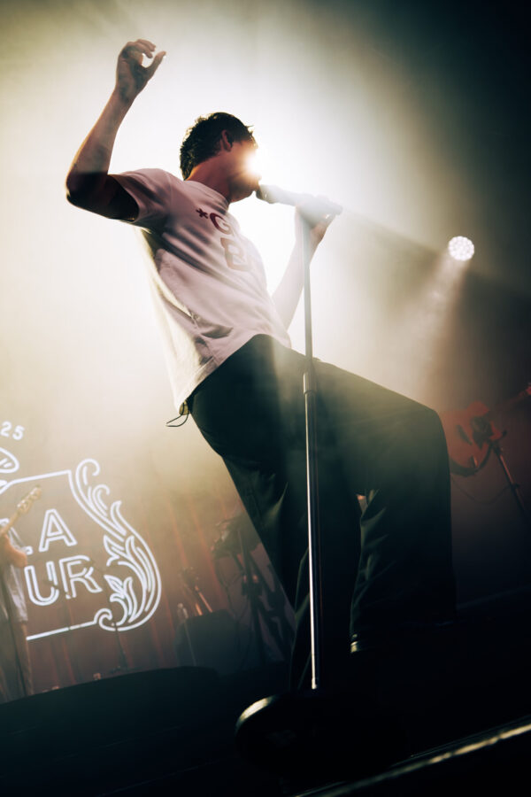 Arthur Hill’s Stella Artour Rocks the Manchester Academy